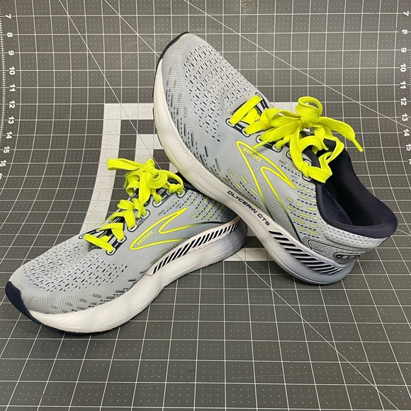 Brooks | Shoes | Brooks Glycerin Gts 2 Light Blue Nightlife W Size 0 ...